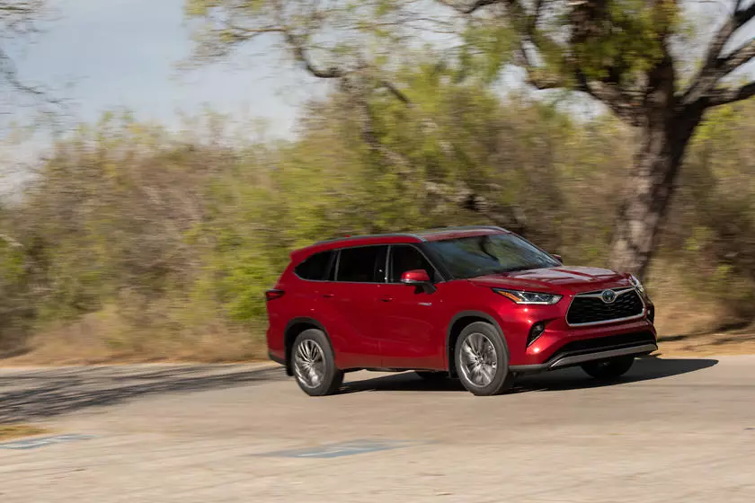 2020 Toyota Highlander. The Good & The Bad 22659_16