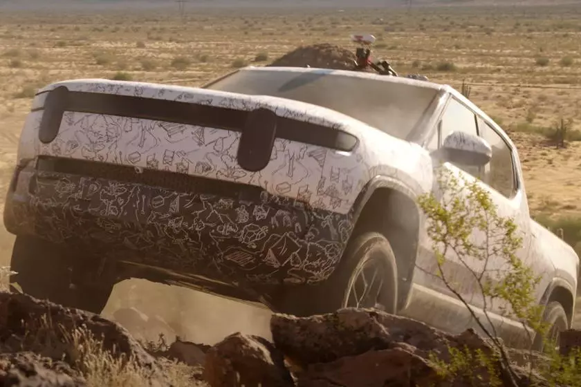 Rivian نىڭ R1T توكلۇق يۈك ماشىنىسى 2000 KM Rally غا بارىدۇ 22728_4