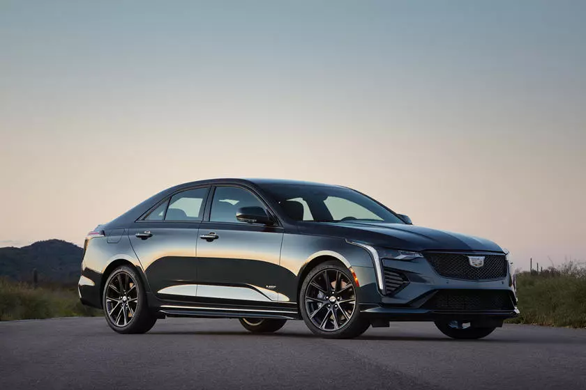 2020-2021 Cadillac CT4-V Ön Uç Görünümü