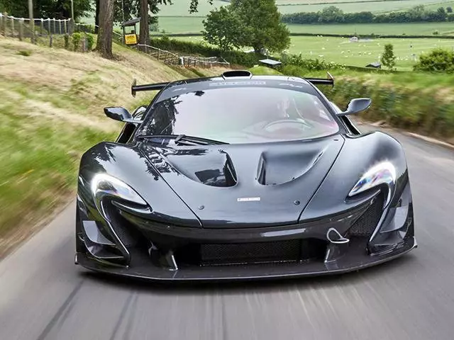 McLaren P1 LM அட்டர்லி ஷட்டர்ஸ் நர்பர்கிங் லேப் ரெக்கார்டு 2282_1