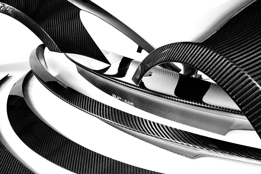 Koenigsegg tillverkar kolfiber för Tesla 22955_4
