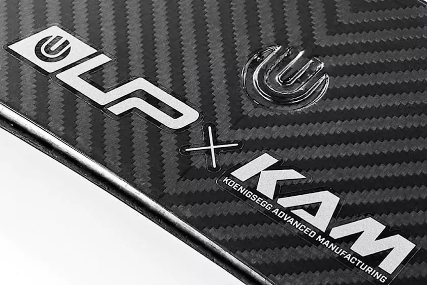 Koenigsegg ražo oglekļa šķiedru Teslai 22955_7