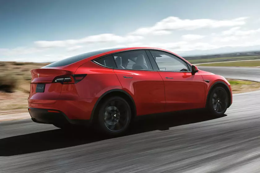 2020 Tesla Model Y Арын харах