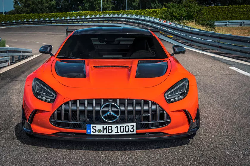 Хардкор Mercedes-AMG GT Black Series укмуштуудай баасына ээ 23014_3