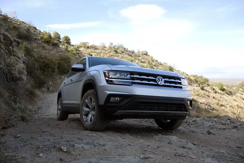 Yedu 2018 Volkswagen Atlas Yakaratidza Kuti Haudi AWD Yeku Off-Roading 23130_1