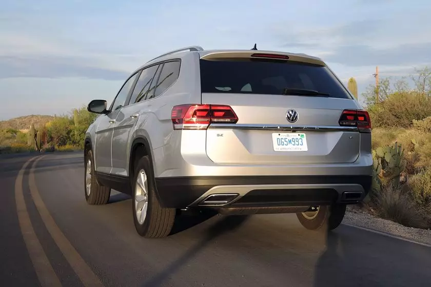 Vuoden 2018 Volkswagen Atlas osoitti, että et tarvitse AWD:tä maastoajoon 23130_7