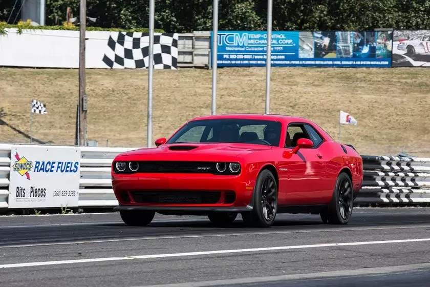 2019 Dodge Challenger Hellcat Drag Pack Idzakhala 725 HP Yodabwitsa 23153_6