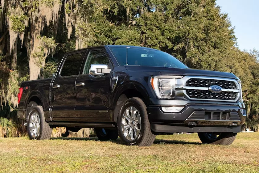 2021-2022 Ford F-150 Frontal Aspect