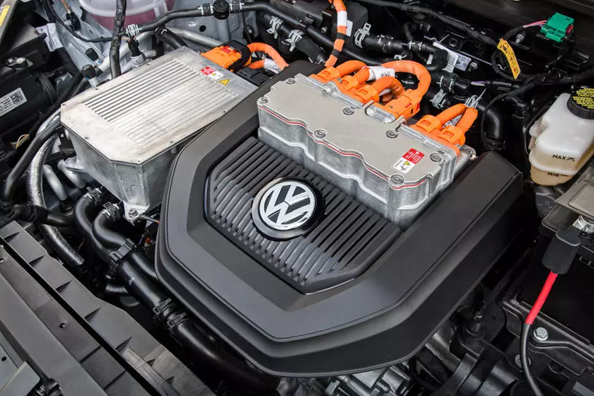 Volkswagen ඊ-ගොල්ෆ් මිල වැඩි කරන්නේ ඇයි? 23621_5