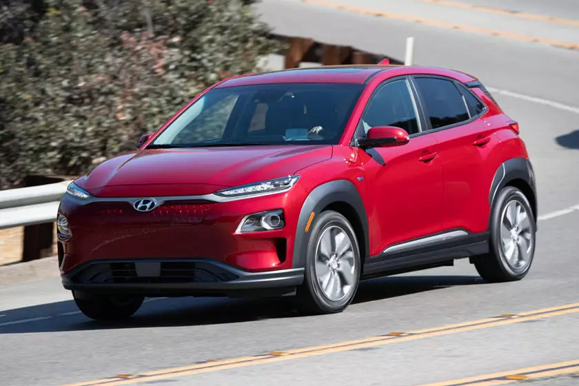 Pohled zepředu na Hyundai Kona EV 2019-2020