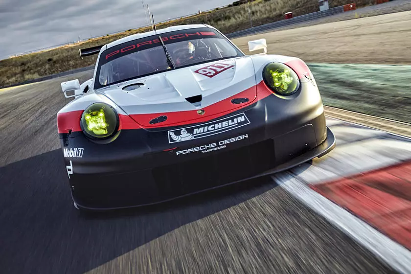 Слушайте най-шумните модели на Porsche, правени някога 23676_6