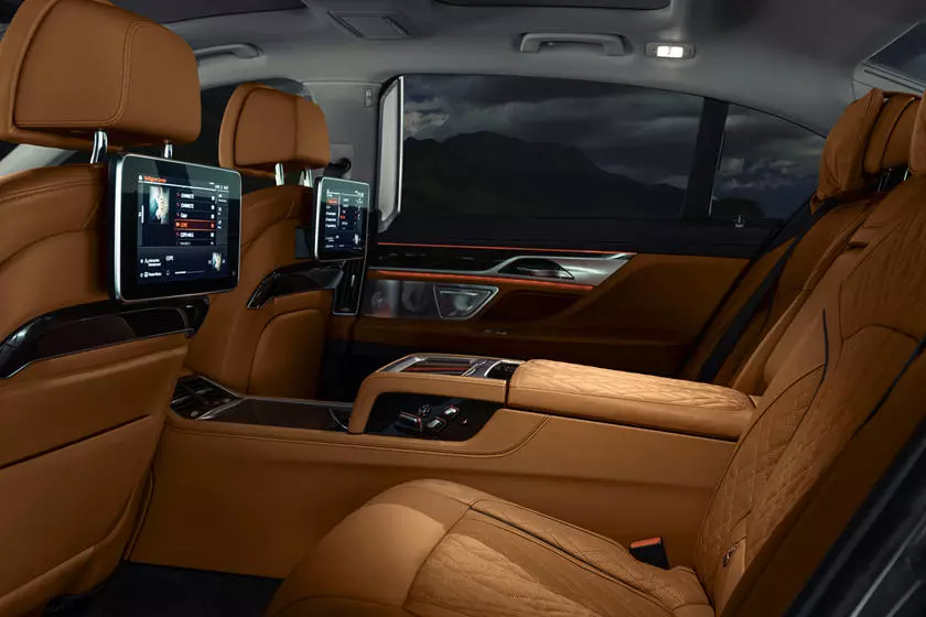 Yeni ve Geliştirilmiş 2020 BMW 7 Serisine Bakın 23735_23