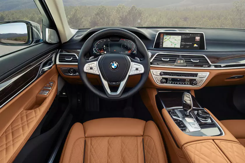 Yeni ve Geliştirilmiş 2020 BMW 7 Serisine Bakın 23735_33