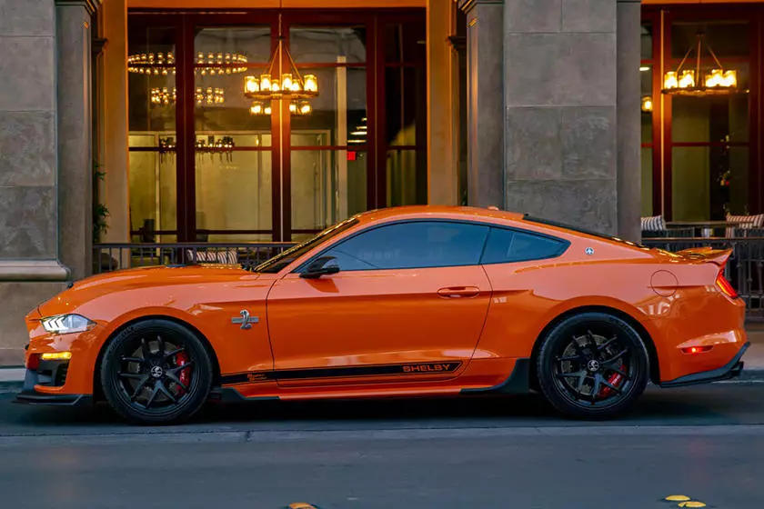 Mustang Shelby Super Snake Bold Edition waa ciyaarta ugu weyn ee Mopar 23742_2