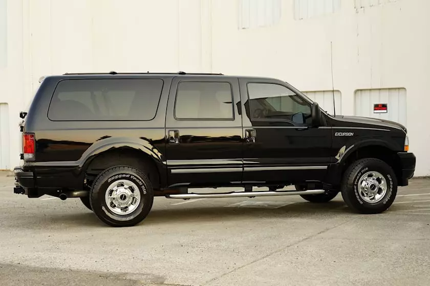 Waarom is deze Ford SUV uit 2003 voor meer dan $ 100.000 verkocht? 23927_3