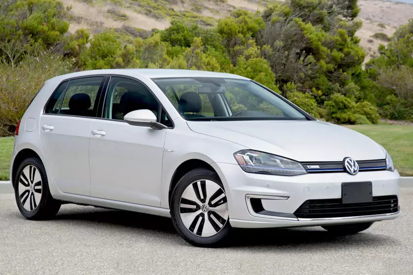 2015-2019 Volkswagen e-Golf Luma Va'aiga Angle