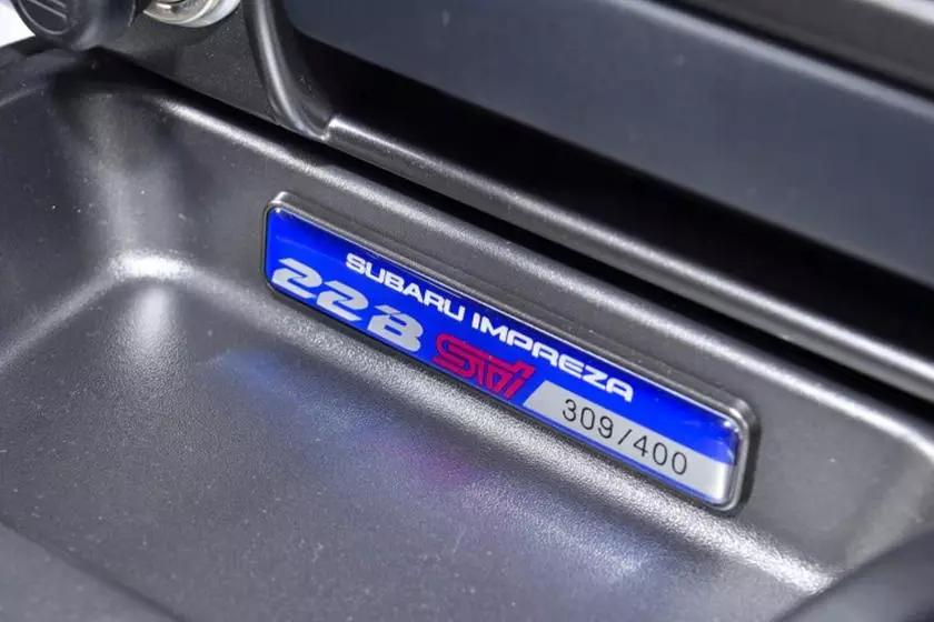 Ինչ-որ մեկը ցանկանում է $370,000 $ 271 մղոն Subaru Impreza-ի համար 24043_7