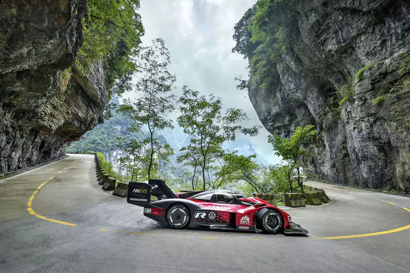 Volkswagen ID.R Gunning For New Goodwood Record 24165_9