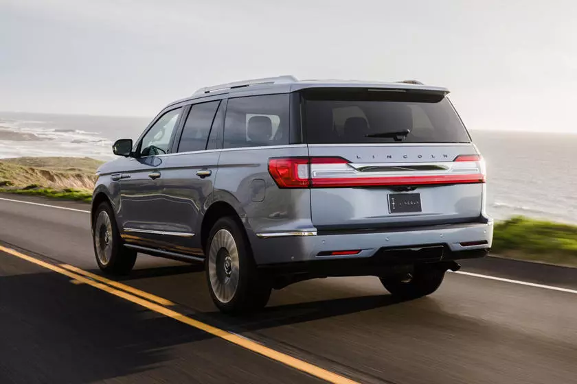 Lincoln Navigator layiq olduğu mühərriki əldə edə bilər 24242_2