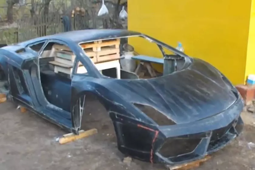 דעם Lamborghini Gallardo איז איינער פון די מערסט ספּעקטאַקיאַלער רעפּלאַקאַז איר וועט אלץ זען 24262_7