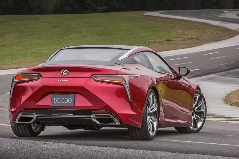 Τολμηρές αποφάσεις στυλ: Lexus LC 500 2018 24265_3