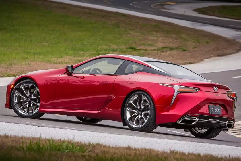 Qalin uslublar qarorlari: 2018 Lexus LC 500 24265_4