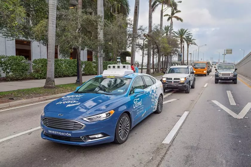 Ford tester selvkjørende biler akkurat nå i Miami 24296_2