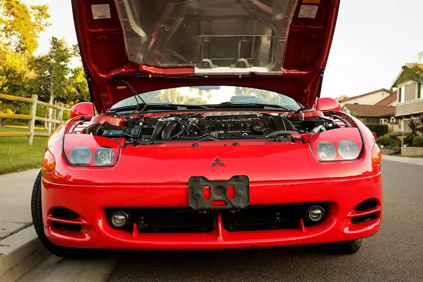 Harta Karun Mingguan: 1995 Mitsubishi 3000GT VR-4 Spyder 24325_10