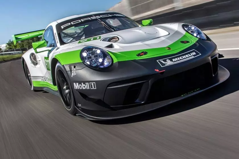 Новы Porsche 911 GT3 R Racer гатовы разарваць трасу 24408_4