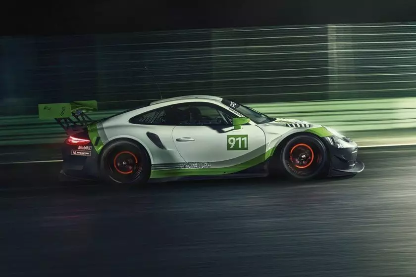Новы Porsche 911 GT3 R Racer гатовы разарваць трасу 24408_6