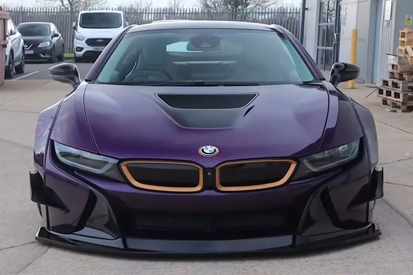 Pažiūrėkite, ką Liberty Walk padarė su BMW i8 24436_6