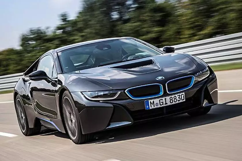 BMW i8 Facelift M3 علاقے میں داخل ہونے پر پاور بوسٹ حاصل کرے گا۔