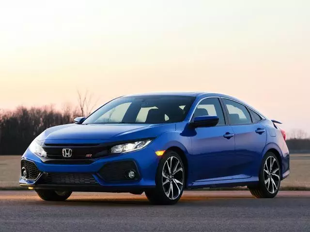 Το Honda Civic Si έγινε σκόπιμα λιγότερο ισχυρό για να διατηρήσει τον κινητήρα του 2473_2