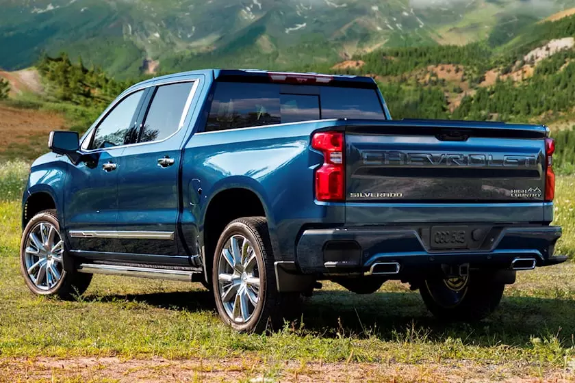 2022 Chevrolet Silverado 1500 Rear Angle View