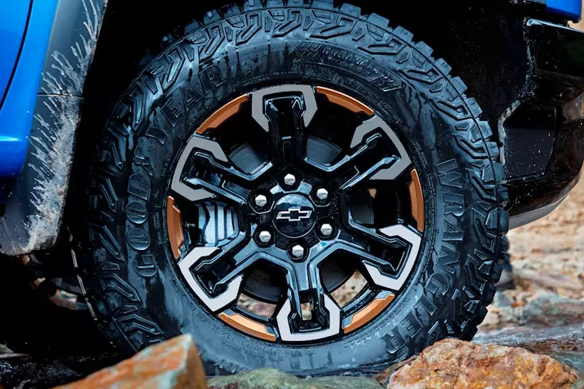 2022 Chevrolet Silverado 1500 Wheel