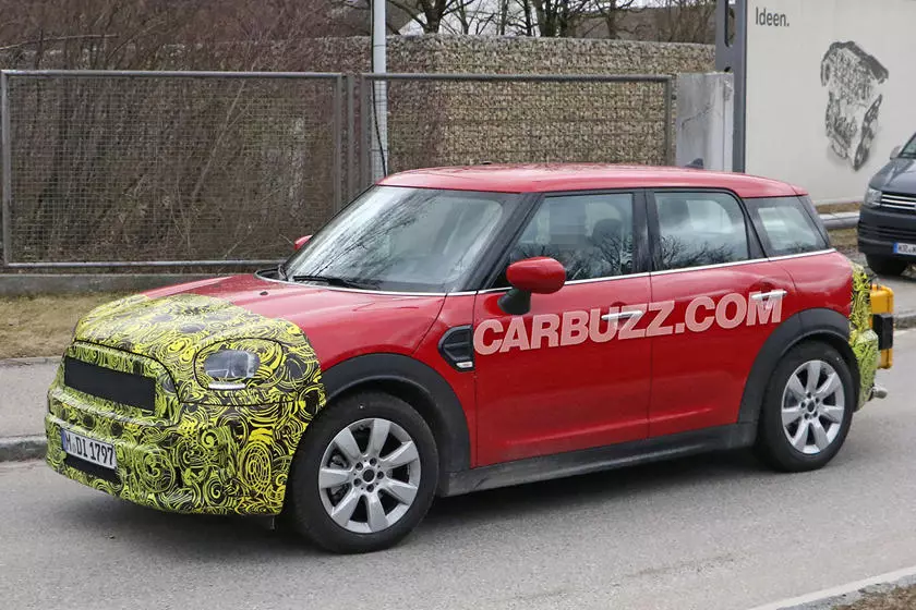 Primo sguardo all'interno della Mini Countryman 2021 24778_8