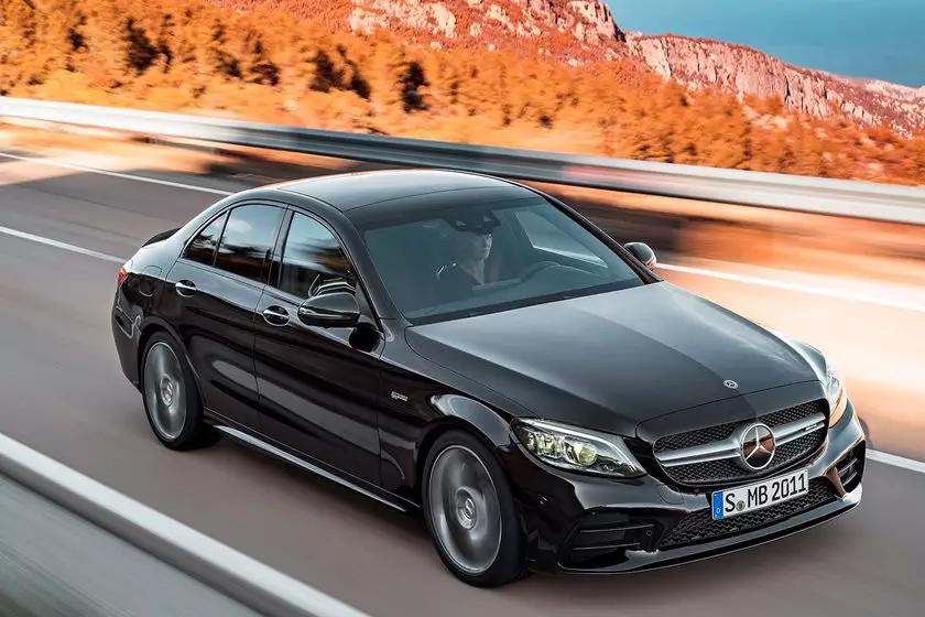 2019 Mercedes-AMG C43 kom met meer krag en bykomende tegnologie 24902_2