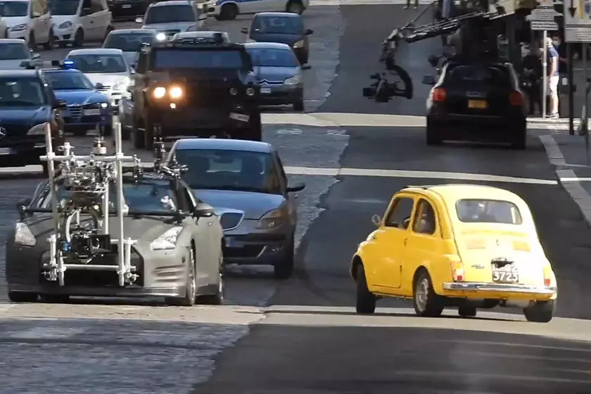 Подивіться, як Том Круз їздить на BMW M5 без дверей у фільмі «Місія нездійсненна 7». 24907_7