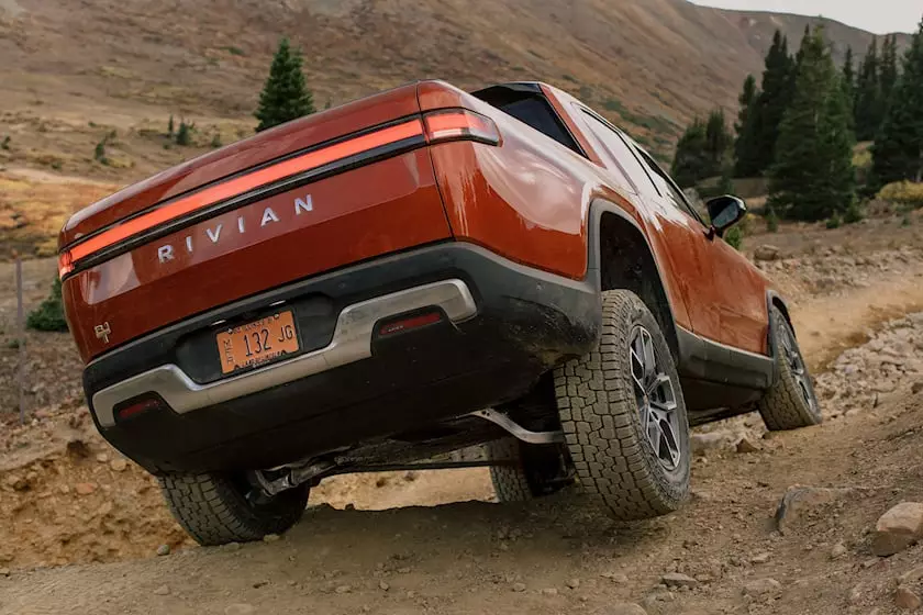 2022 Rivian R1T vörubíll afturvísandi