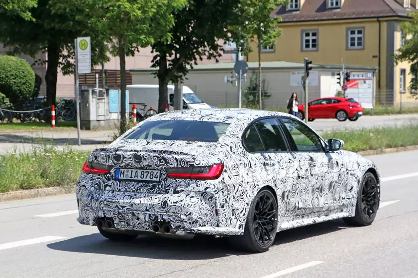 2021 BMW M3 बोल्ड नयाँ लुकको साथ जासूसी 24934_5