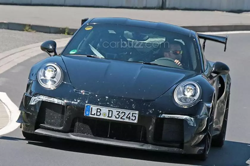 Porsche 911 GT2 RS bo dobil sistem za vbrizgavanje vode, podoben BMW M4 GTS