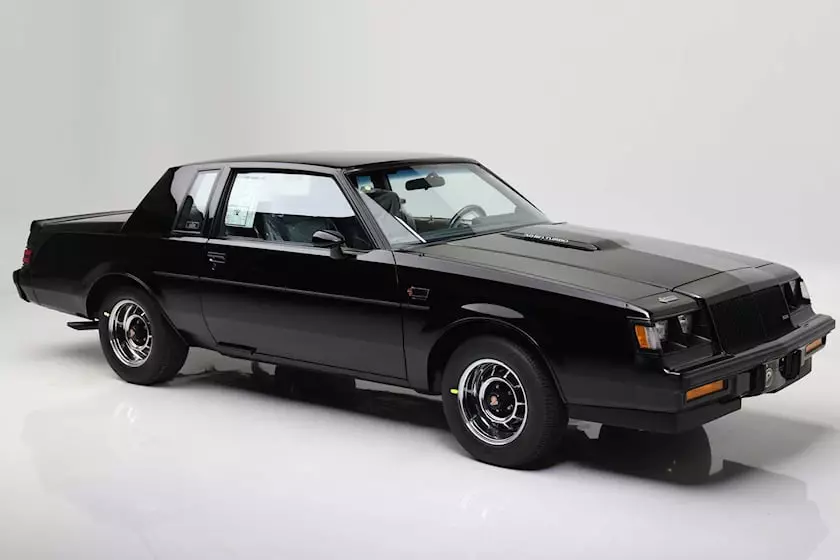 To je zadnji Buick Grand National, ki je bil kdaj zgrajen 25096_2