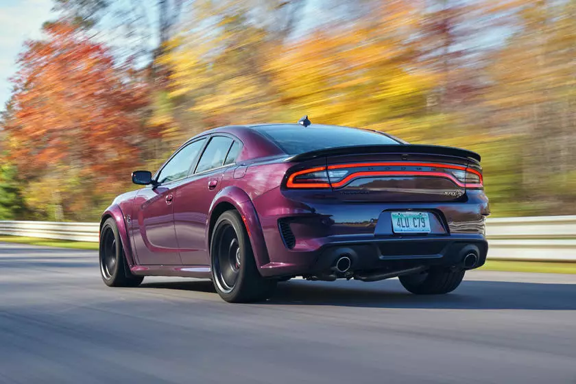 2021 Dodge Charger SRT Hellcat Nazari na Farko: Tarzoma ta Redeye 25113_12