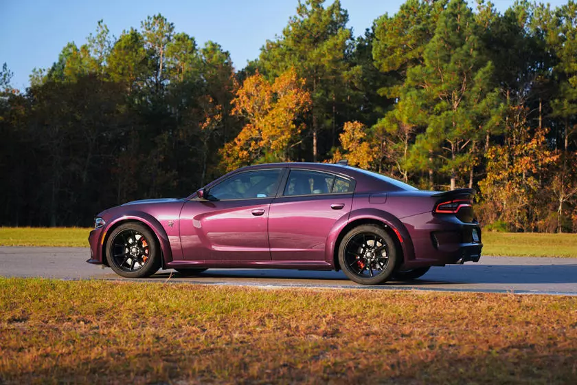 2021 Dodge Charger SRT Hellcat Nazari na Farko: Tarzoma ta Redeye 25113_3