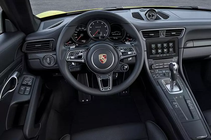 Almanya, Porsche'yi Emisyonları Aldatmak İçin Direksiyon Kullanmakla Suçladı