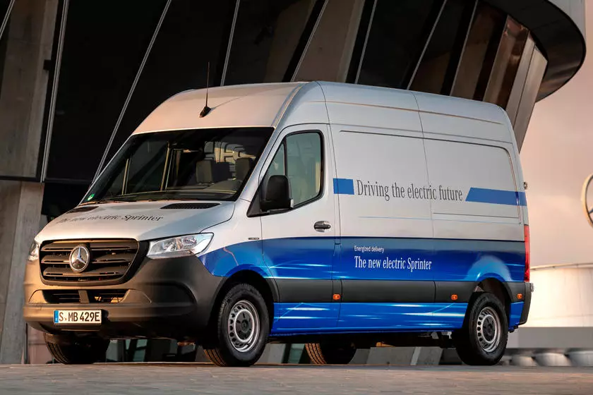 Mercedes, Elektrikli eSprinter Van'ın Amerika'ya Geldiğini Doğruladı 25152_3