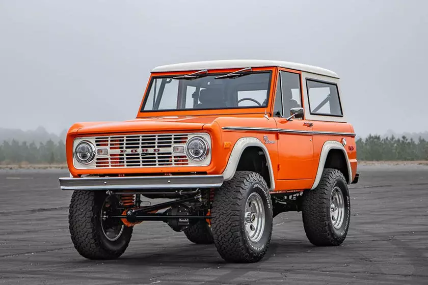 Ford Bronco ena ea Khale e Tla Etsa Hore Ferrari ea Moahelani oa Hao e shebahale e le theko e tlaase 25176_10