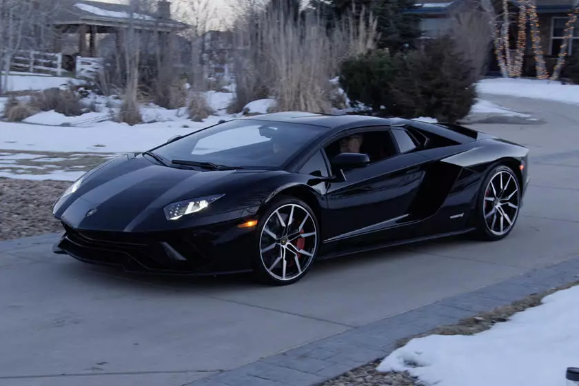 អ្នកសាងសង់ Lamborghini Aventador ទទួលបានកាដូបុណ្យណូអែលចុងក្រោយ 25196_7