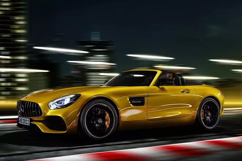 სრულიად ახალი 2019 Mercedes-AMG GT S Roadster ჩამოდის 515 ცხენის ძალით 25295_1