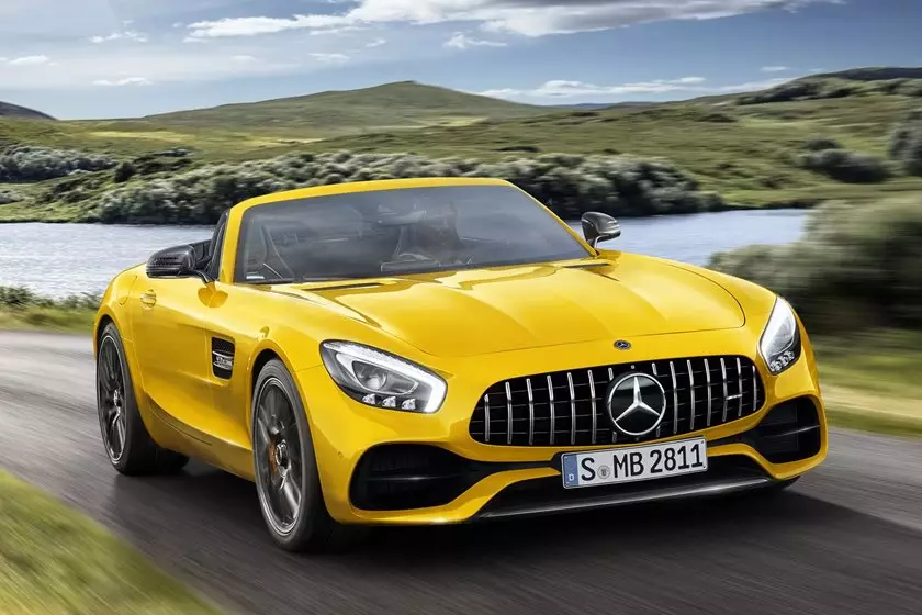 Helt ny 2019 Mercedes-AMG GT S Roadster anländer med 515 hk 25295_2